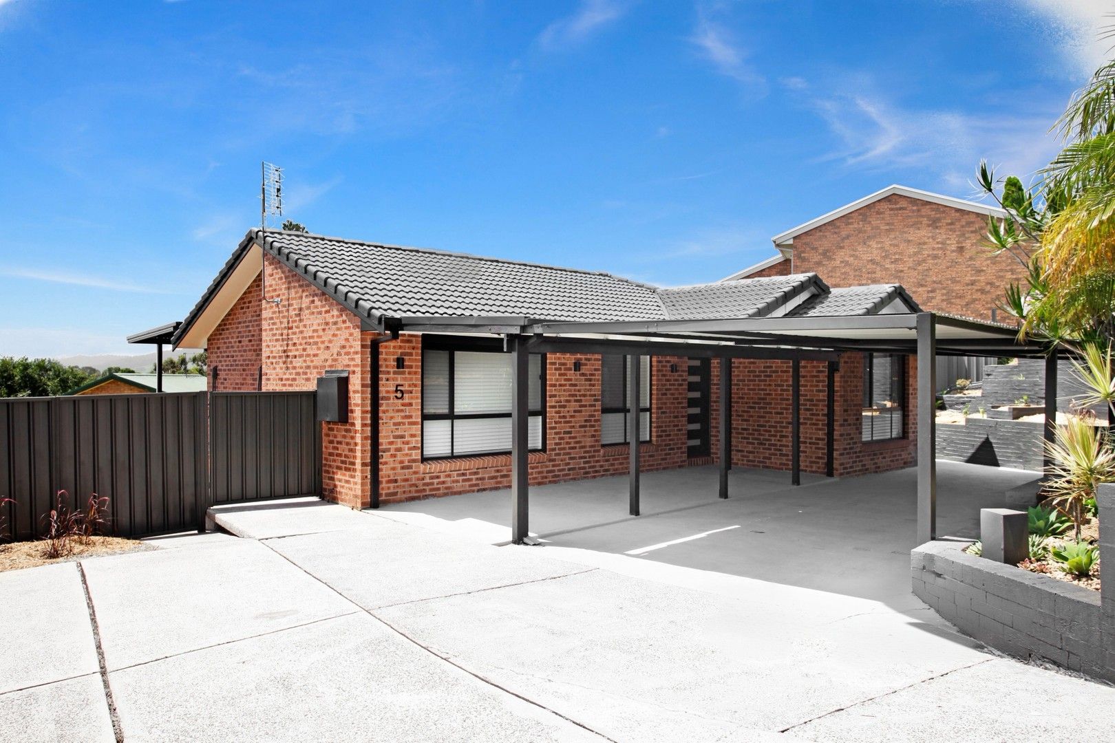 5 Tuross Street, Albion Park NSW 2527 - House For Rent - $630 | Domain
