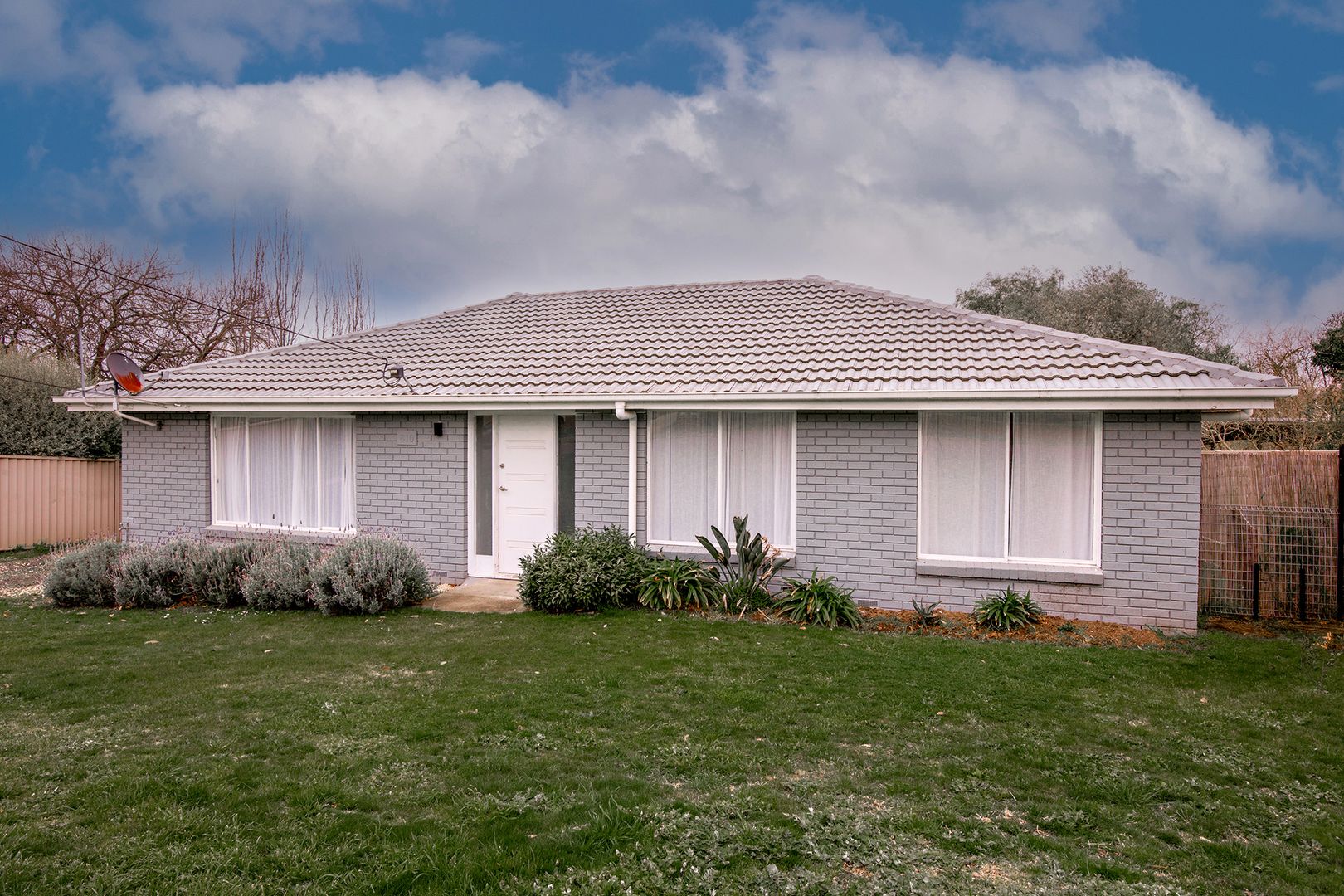 810 Bond Street, Mount Pleasant VIC 3350 - House For Rent - $370 | Domain