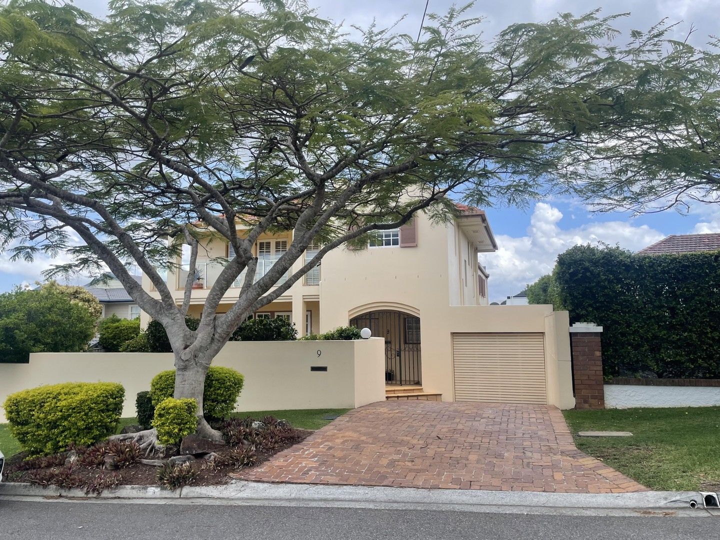 Sold 9 Florence Street, Clayfield QLD 4011 on 27 Sep 2024 - 2019536463 ...