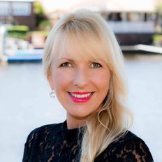 Michelle Gee | Republik Property Partners | Real Estate Agent in U31109 ...