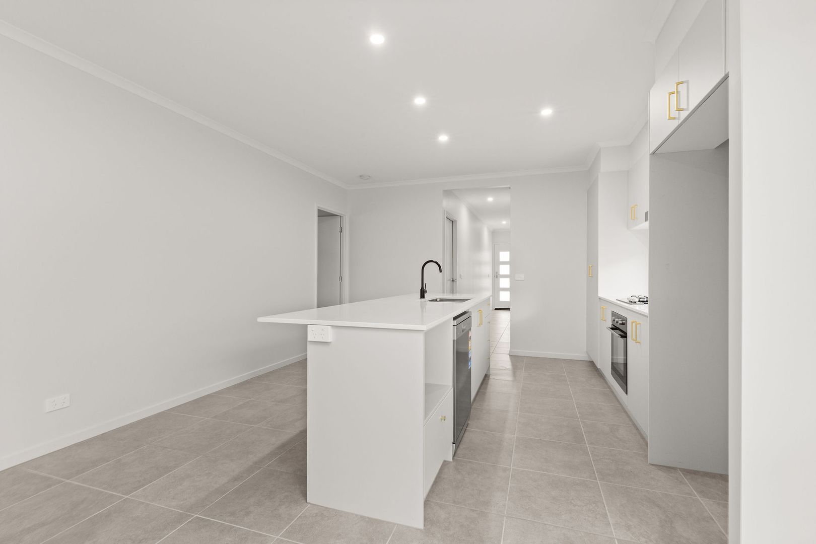 71 Shadforth St, Burpengary East QLD 4505 - House For Rent - $600 | Domain