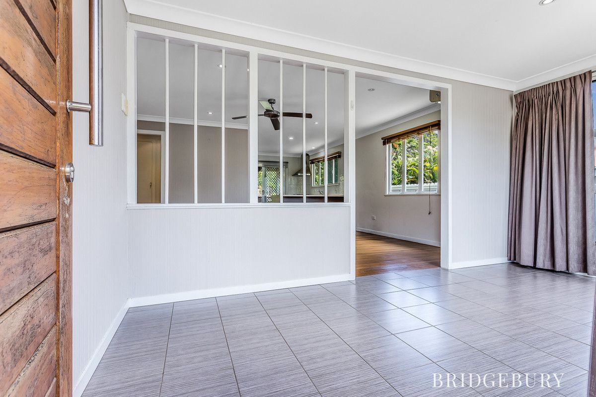 7 Marlene Street, Mount Gravatt East QLD 4122 - House For Rent | Domain