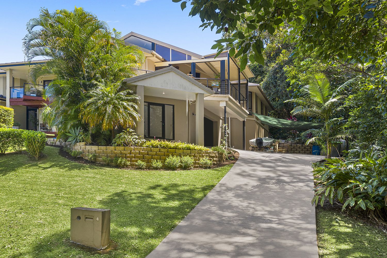 4 Fern Tree Place, Korora | Property History & Address Research | Domain