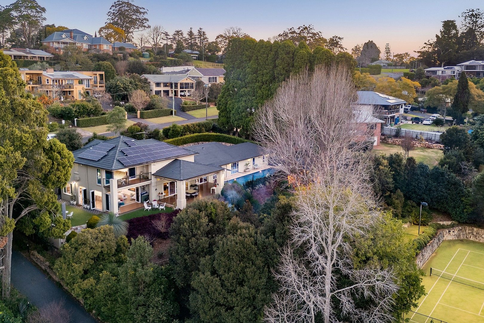 13-15 Wooldridge Street, Mount Lofty QLD 4350 | Domain