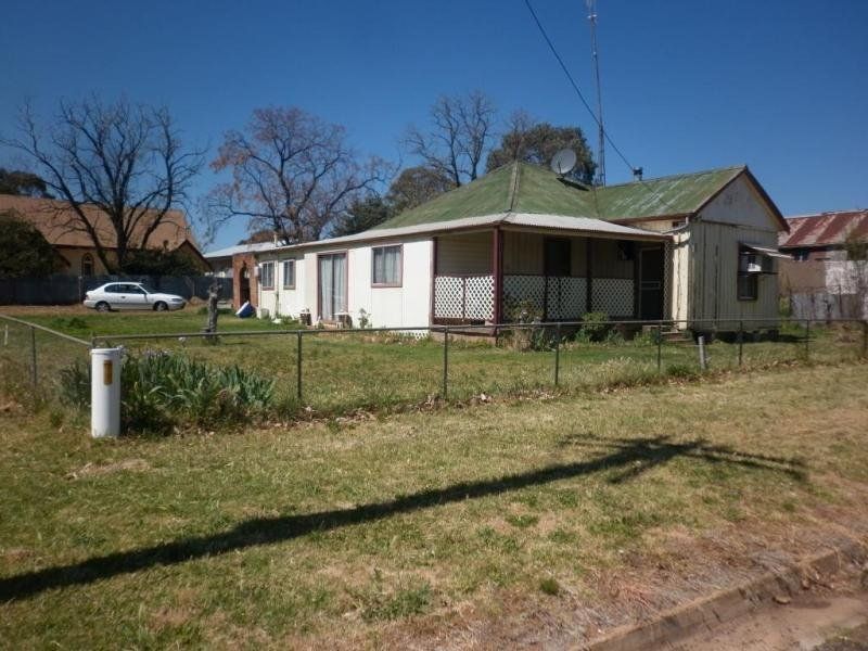 Sold 10 Forbes Street, Yeoval NSW 2868 on 11 Mar 2015 - 2016618100 | Domain