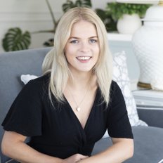 Lara Wilson | Schwarz Real Estate | Real Estate Agent in 366 Pittwater ...