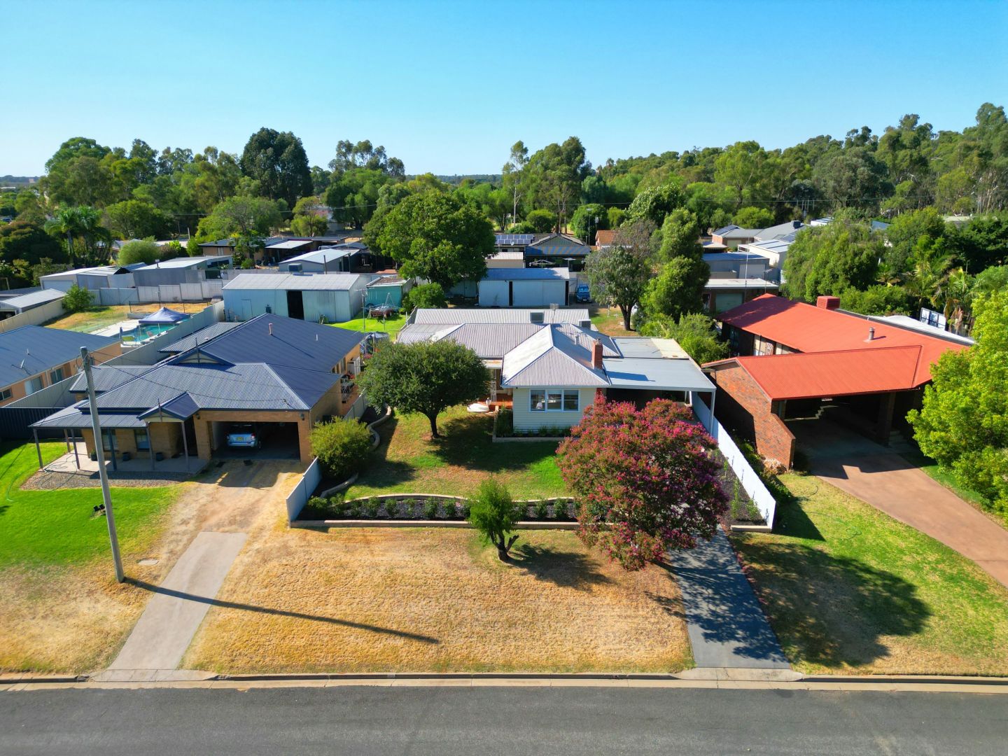 49 Collie St, Barooga NSW 3644 | Domain