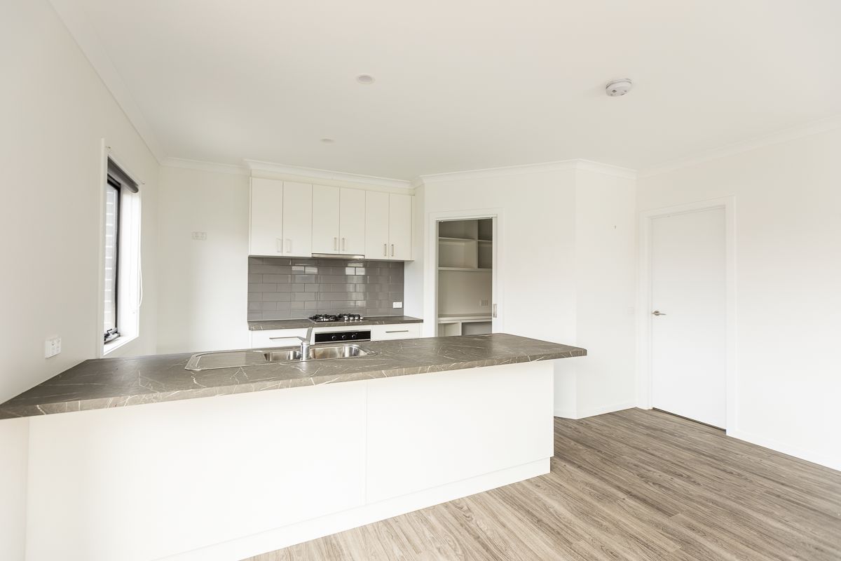 4 Grech Close, Sebastopol VIC 3356 - Townhouse For Rent - $430 | Domain