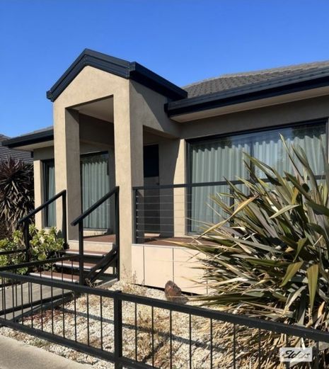 2/47 Sloane Street, Stawell VIC 3380 - Apartment For Rent | Domain