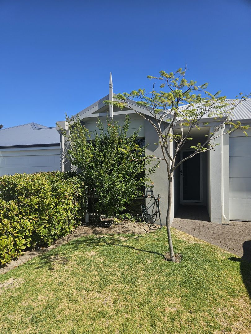 33 GLOUCESTER APPROACH, Brabham WA 6055 - House For Rent - $660 | Domain