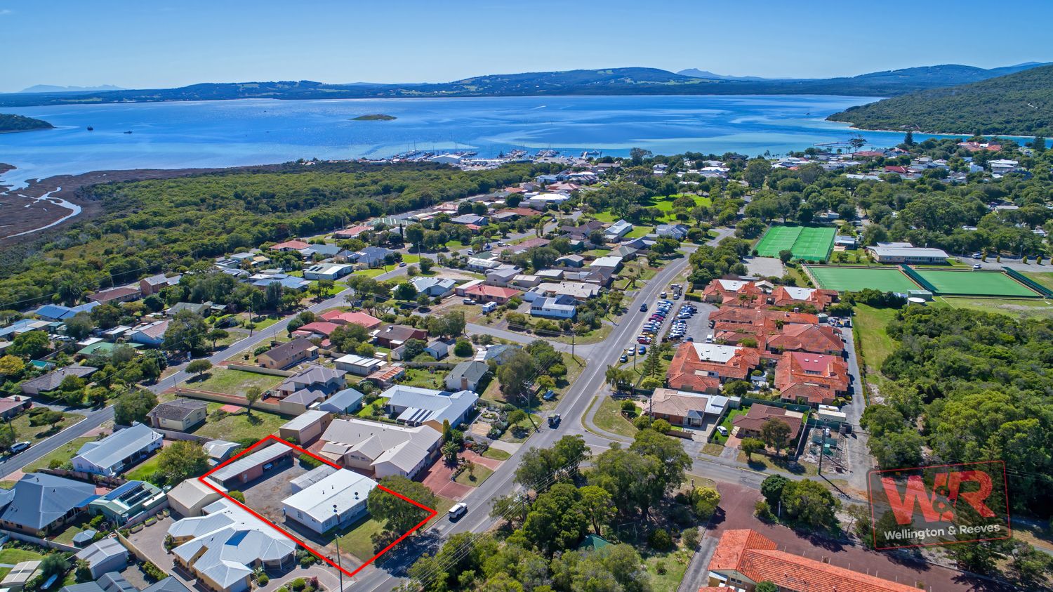 76 Mermaid Avenue, Emu Point WA 6330 | Domain