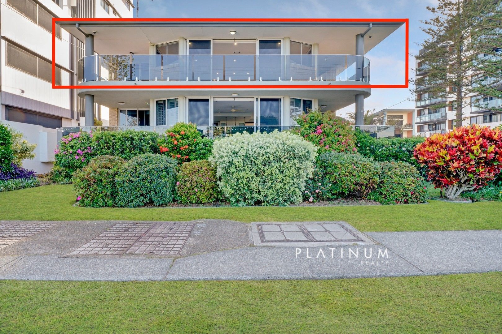 2/104 Pacific Parade, Bilinga QLD 4225 - Duplex For Rent | Domain