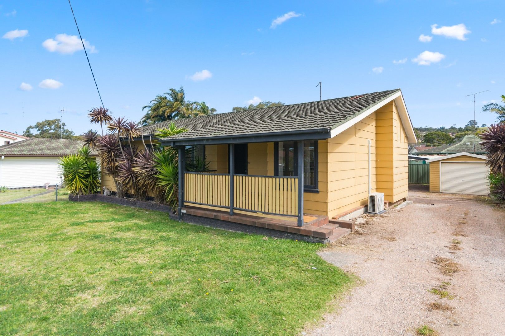 52 Gilba Road, Koonawarra NSW 2530 - House For Rent - $580 | Domain