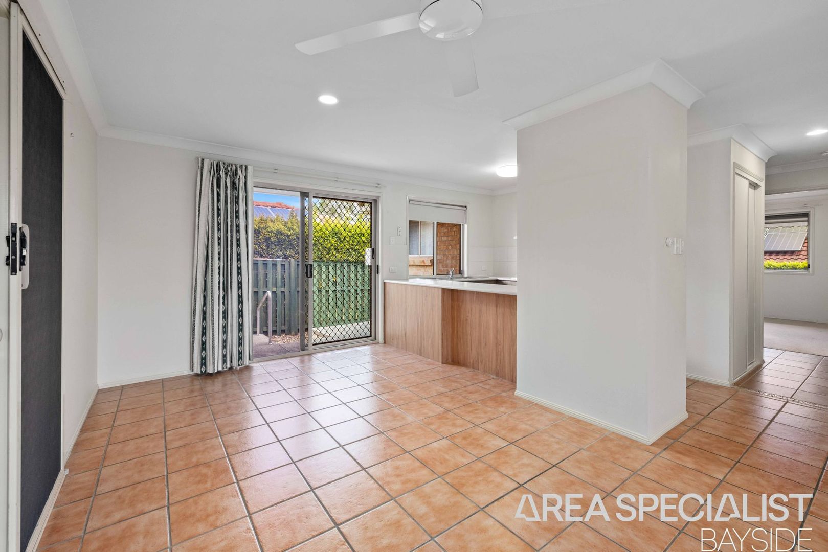 6 Campbell Street, Wakerley QLD 4154 - House For Rent | Domain
