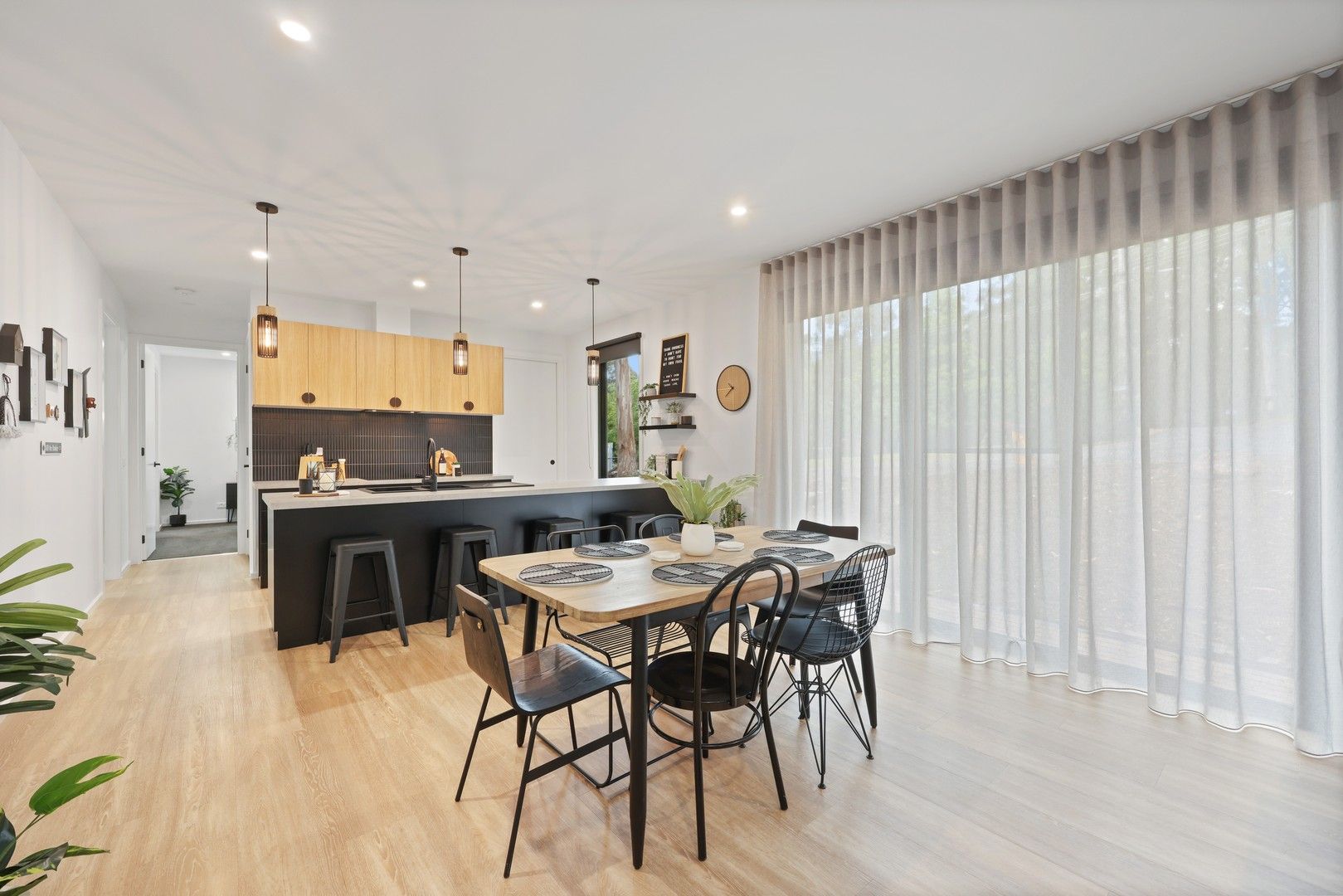 1 Finch St, Sawmill Settlement VIC 3723 - House For Rent | Domain