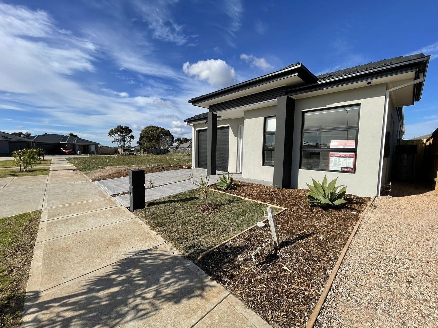 8 Sumac Street, Brookfield VIC 3338 - House For Rent - $460 | Domain