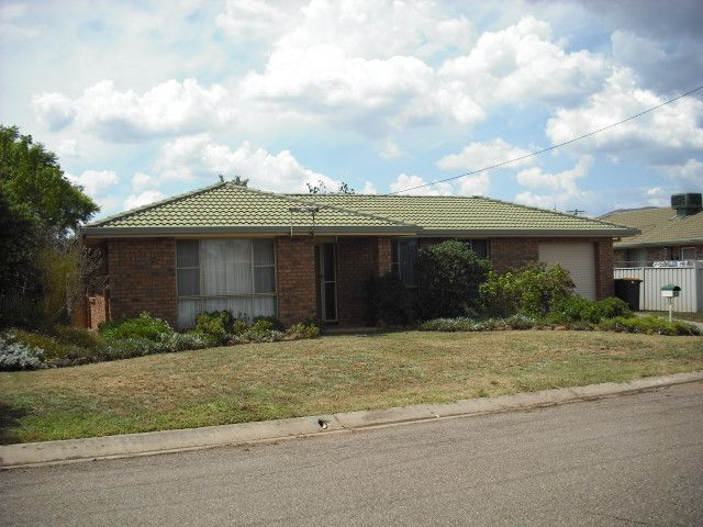 4 Craigends Place, Hillvue | Property History & Address Research | Domain