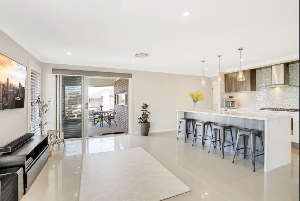 10 Lapwing Street, Aberglasslyn NSW 2320 - House For Rent - $680 | Domain