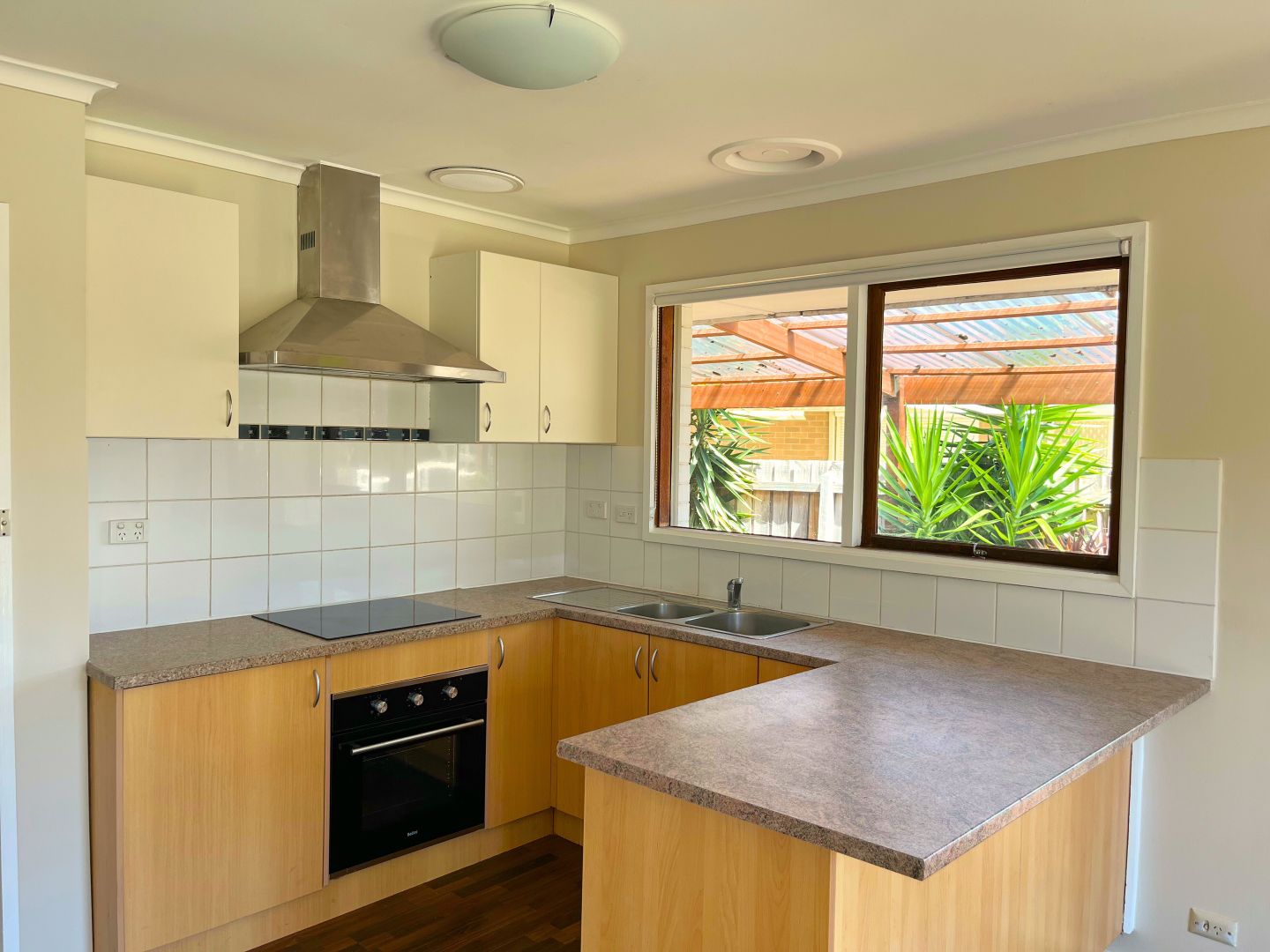 19 Regent Street, Hoppers Crossing VIC 3029 - House For Rent | Domain