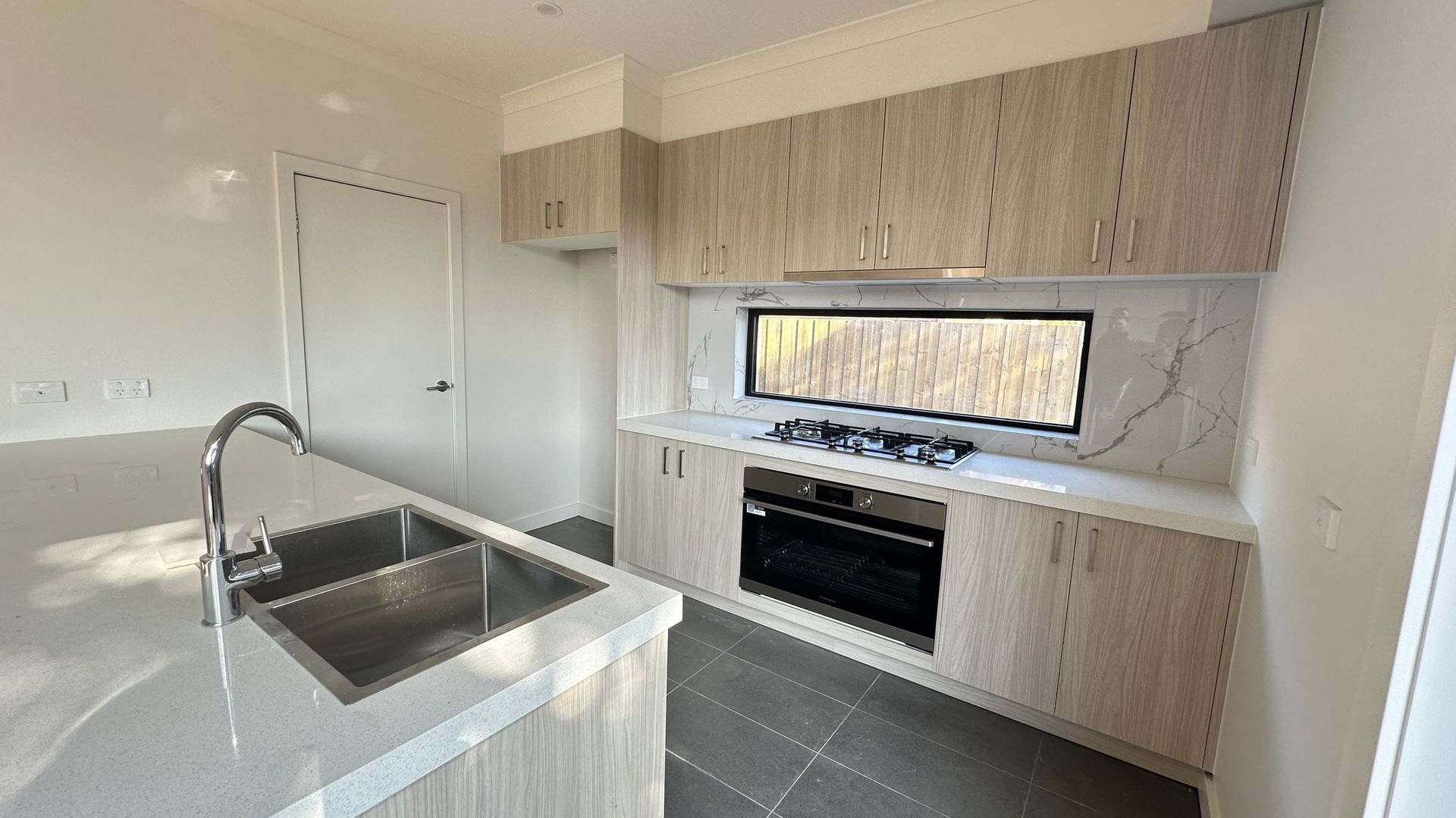 Mordialloc VIC 3195 - 4 beds townhouse for Sale, $1,250,000 ...