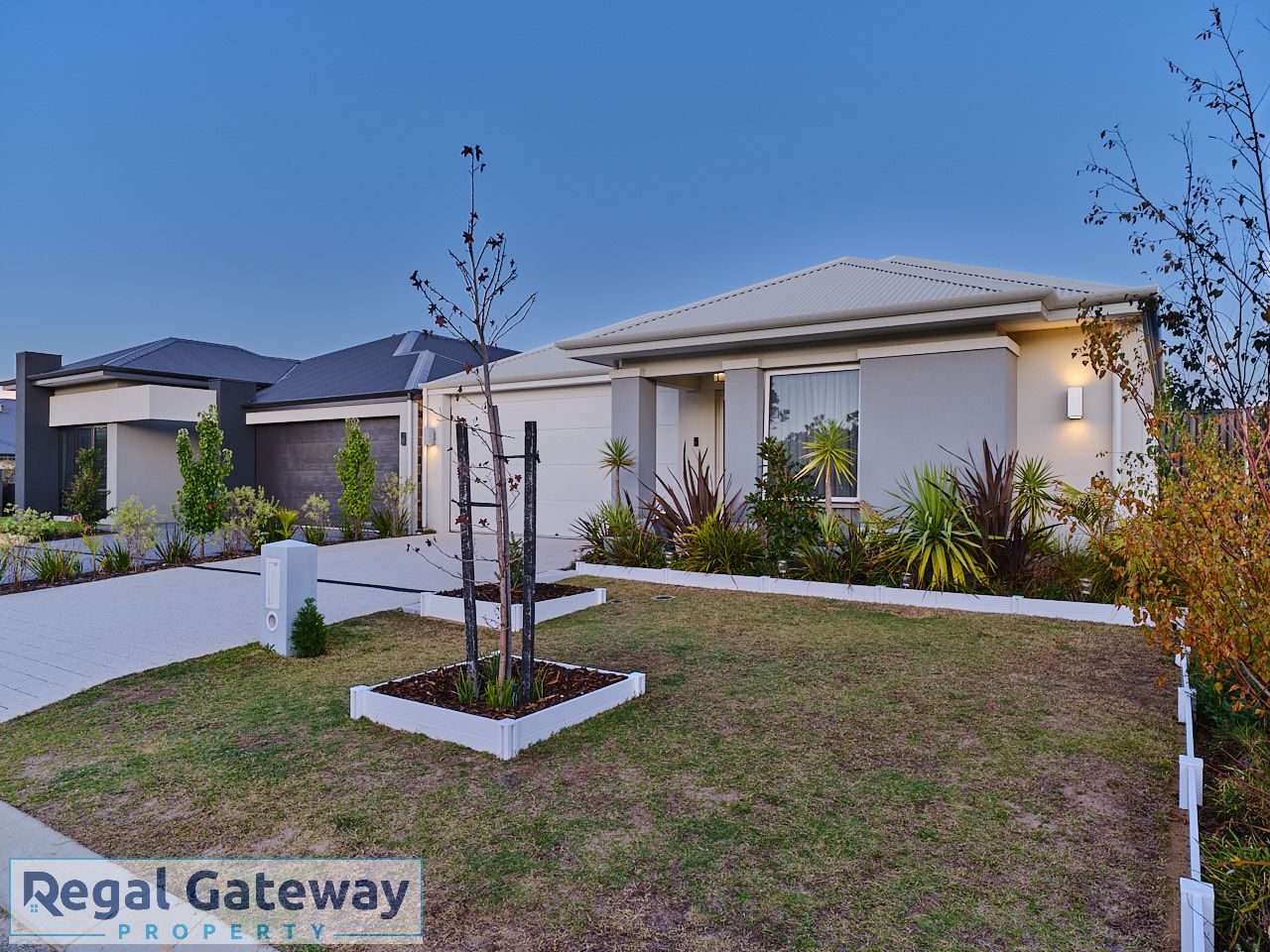 82 Aquamarine Parade, Treeby WA 6164 - House For Rent | Domain