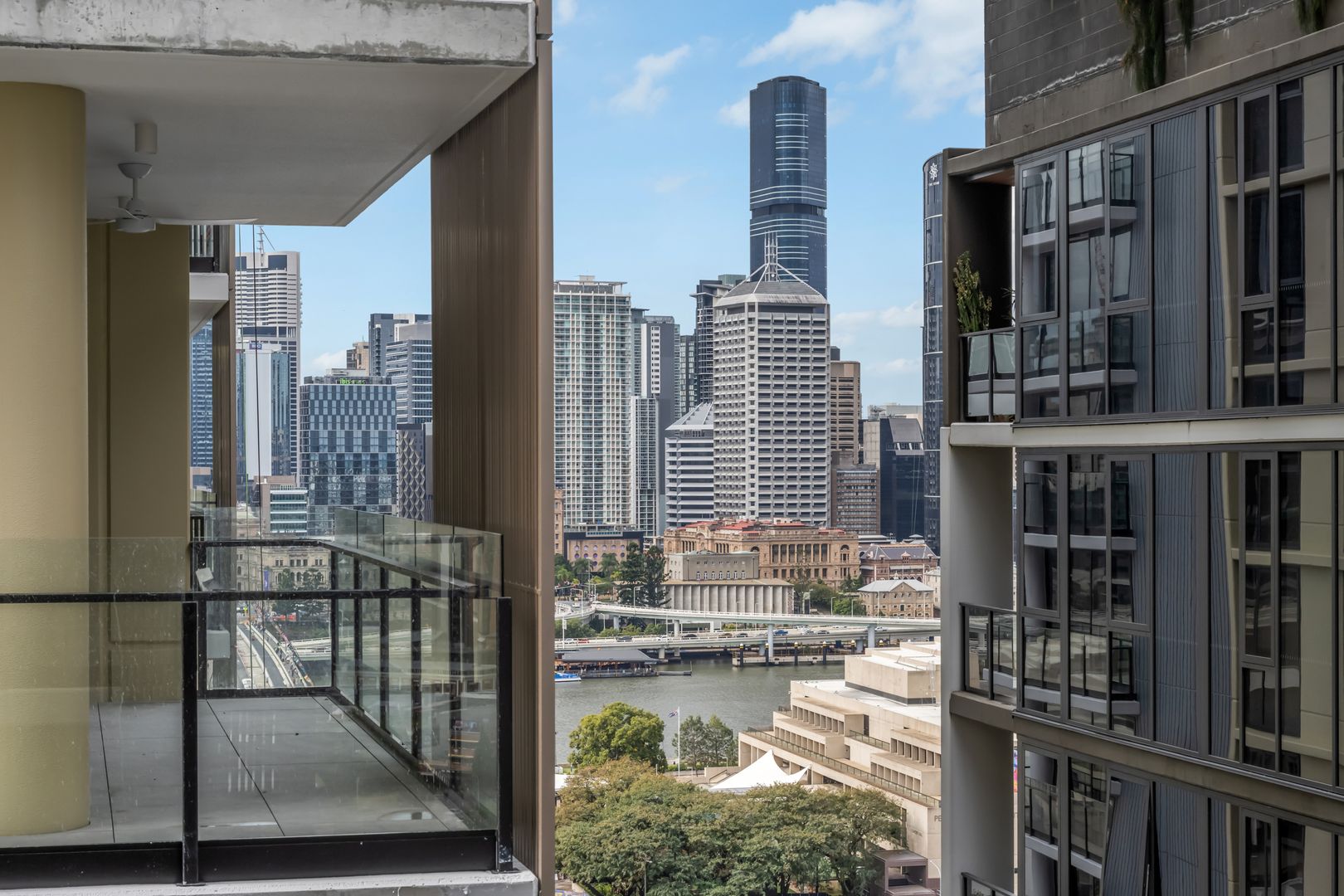 Croft 2/51 Fish Lane, South Brisbane QLD 4101 - Apartment For Rent ...