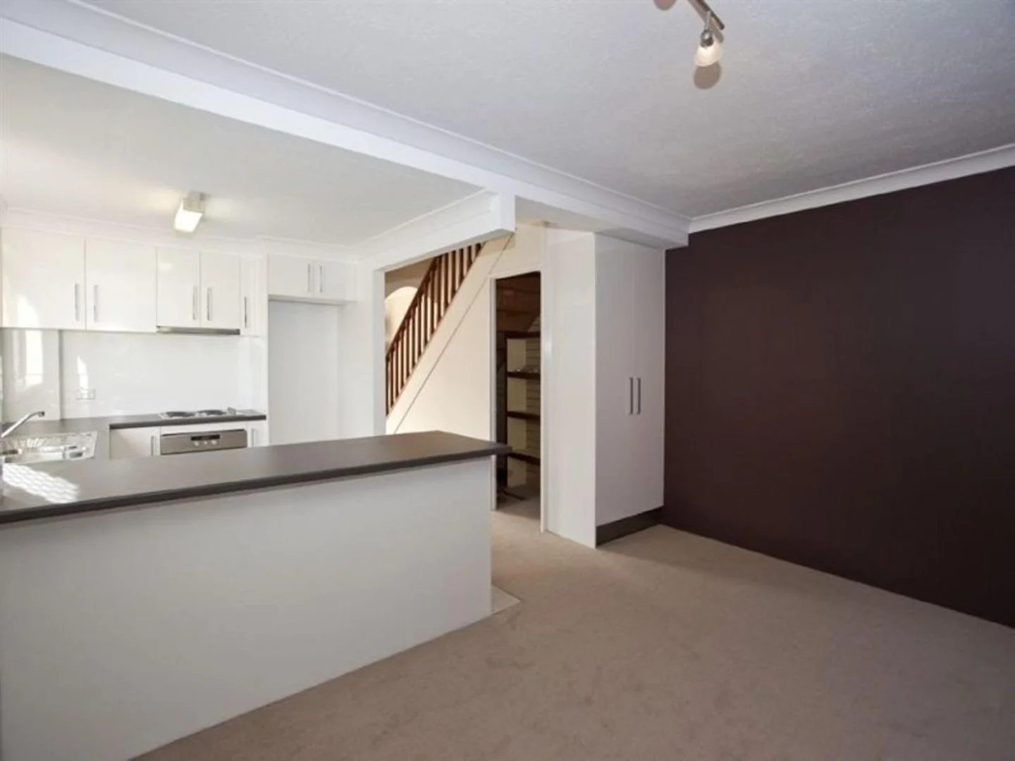 1/7 Angie Court, Mermaid Waters QLD 4218 - Apartment For Rent | Domain