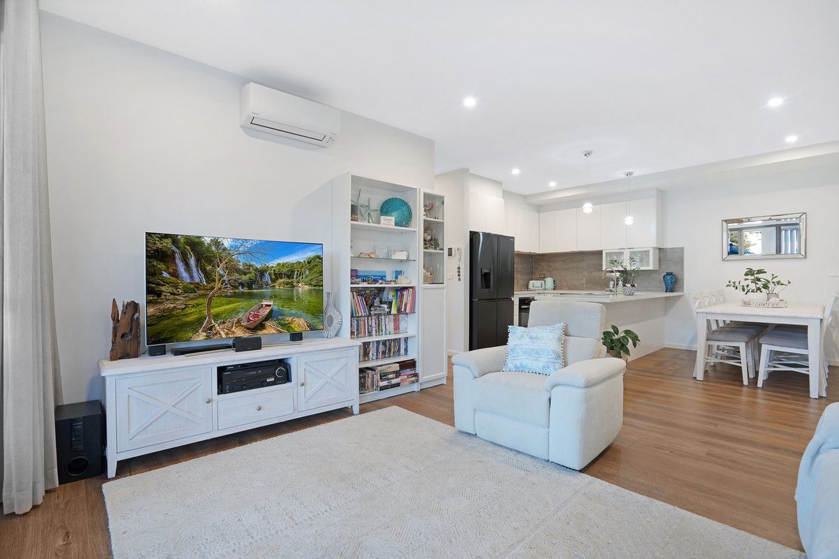 202/208 The Esplanade, Speers Point NSW 2284 | Domain