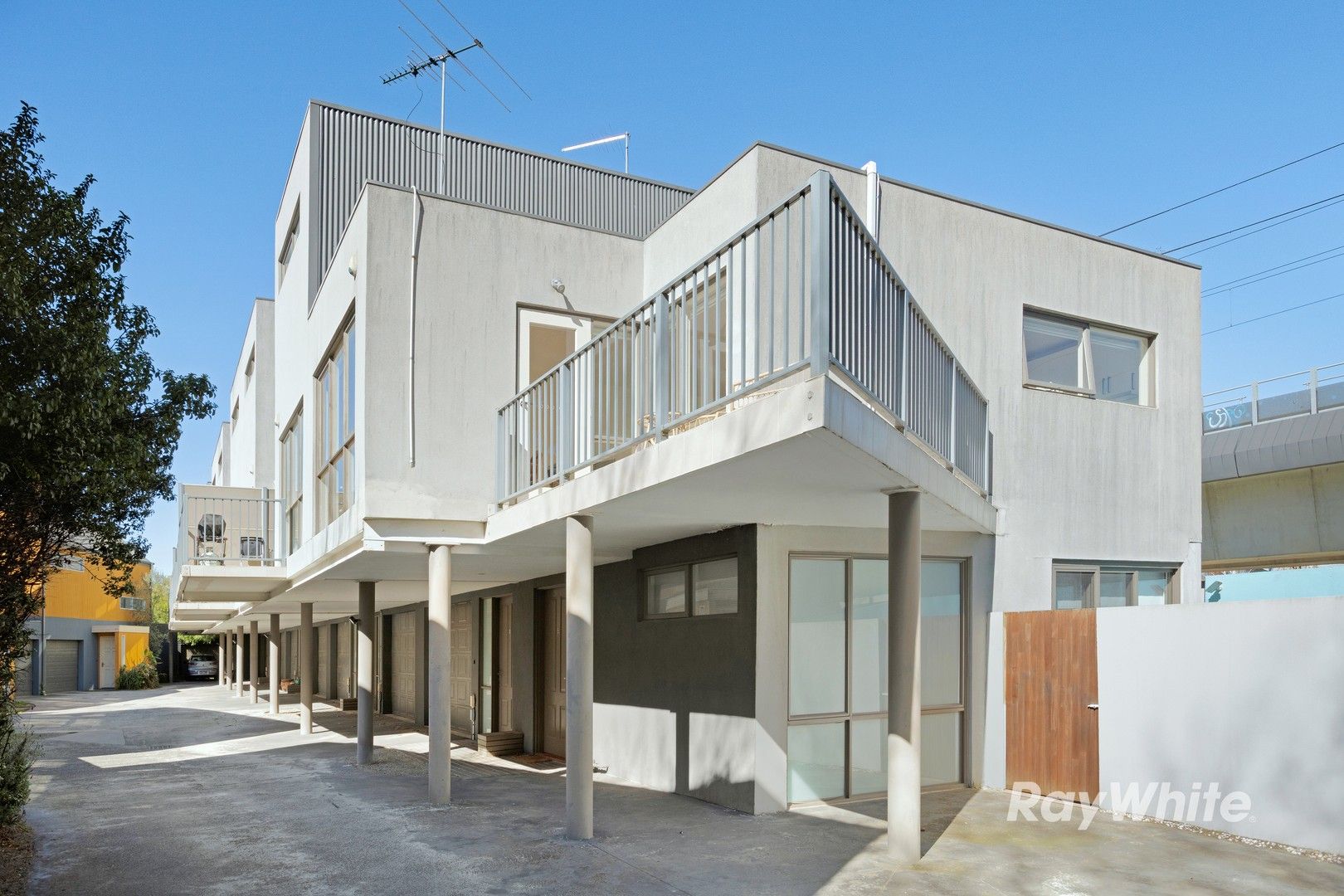 Sold 5/2 Gibson Street, Caulfield East VIC 3145 on 20 Sep 2025 ...