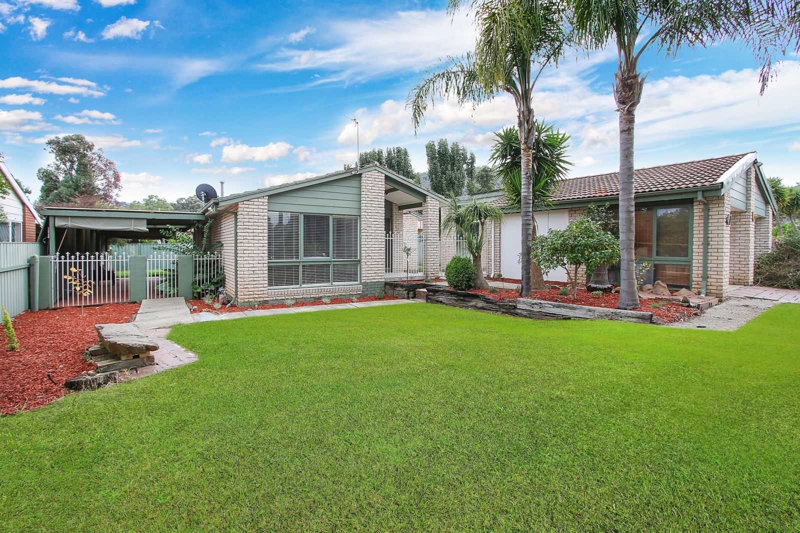 41 Cardo Drive, Springdale Heights NSW 2641 - House For Rent - $530 ...