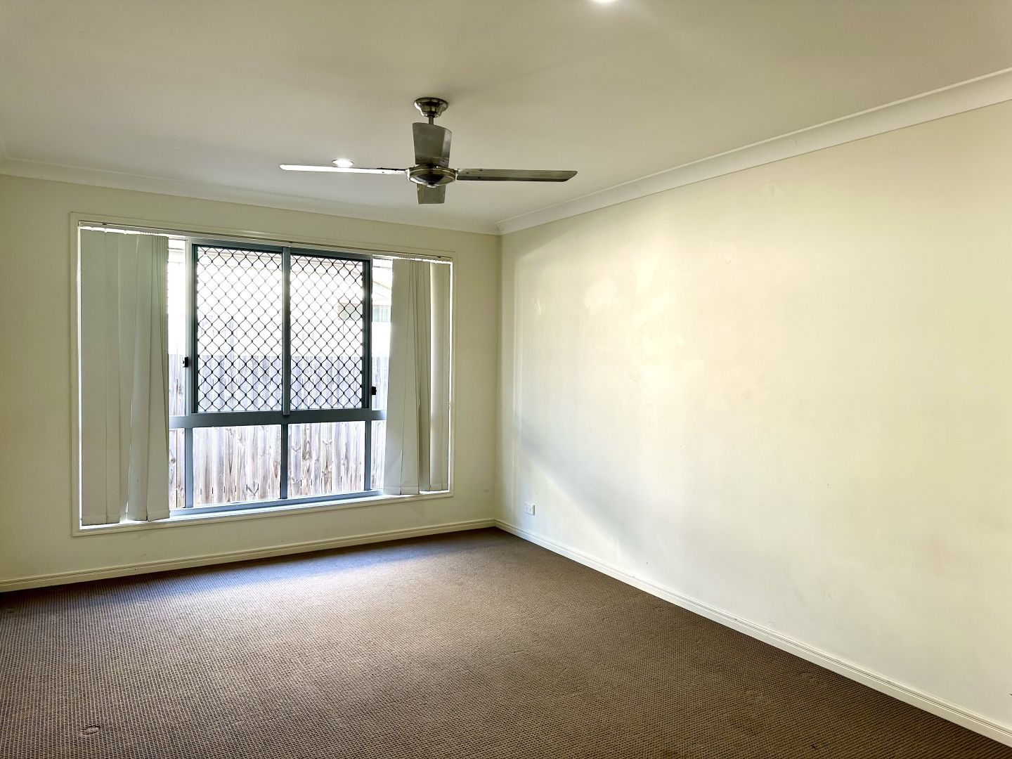 34 Fred Pham Crescent, Doolandella QLD 4077 - House For Rent | Domain