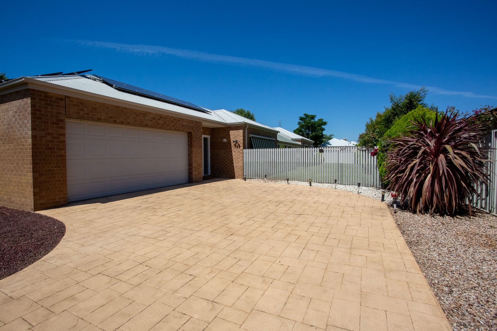 3 Kingfisher Drive West, Moama NSW 2731 - House For Rent | Domain