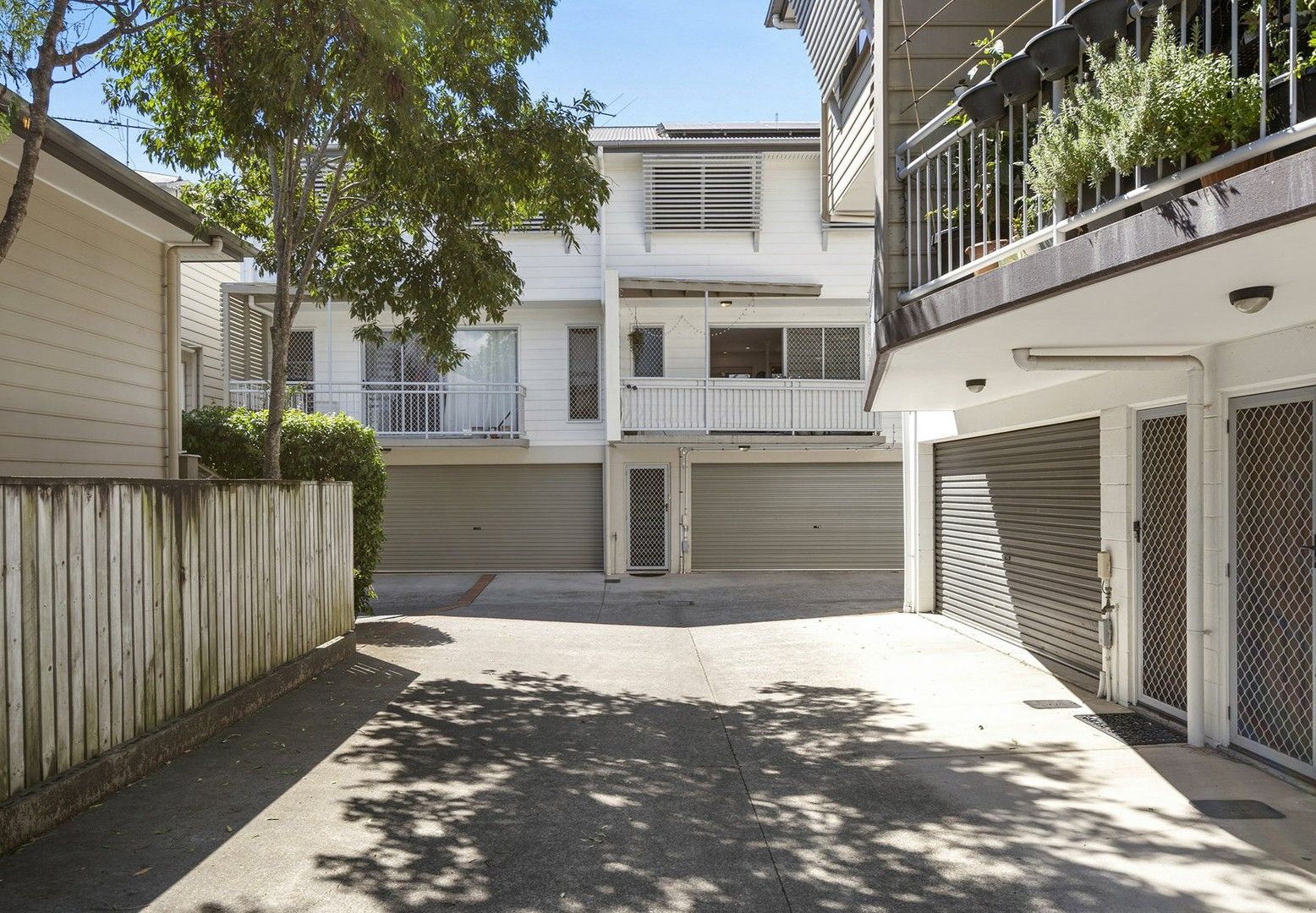 4/8 Eric Road, Holland Park QLD 4121 - Townhouse For Rent | Domain