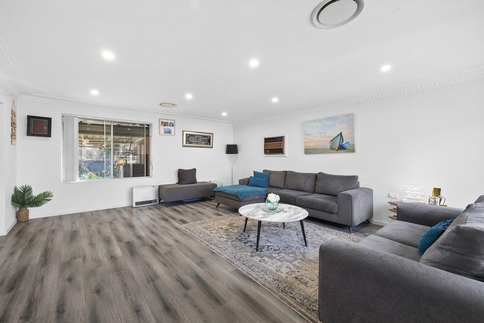 17 West St, Lurnea NSW 2170 - House For Rent | Domain