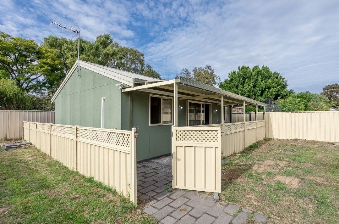 120 Streich Ave, Kelmscott WA 6111 - Villa For Rent | Domain