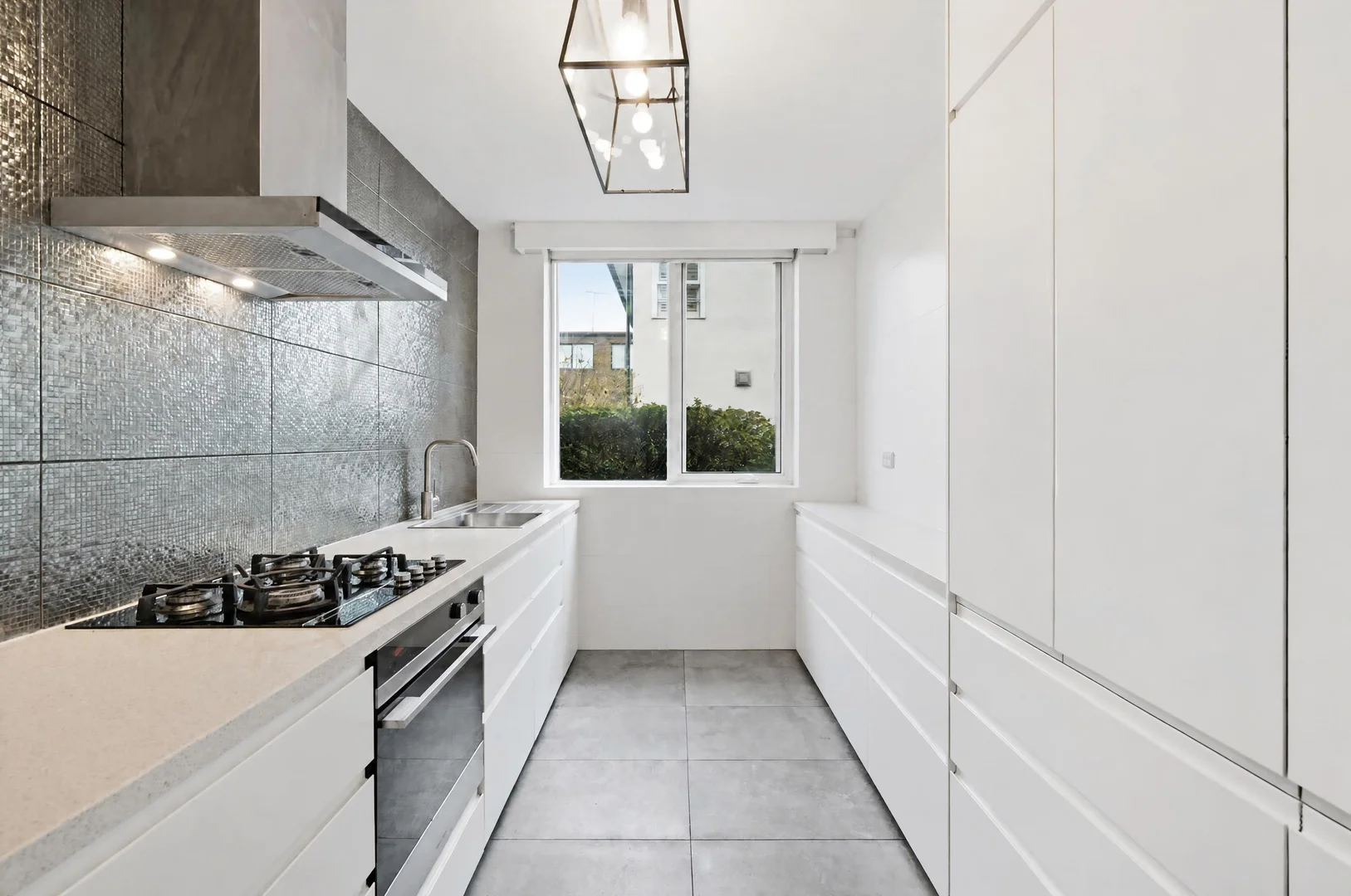 2/494A Glenferrie Rd, Hawthorn VIC 3122 - Apartment For Rent | Domain
