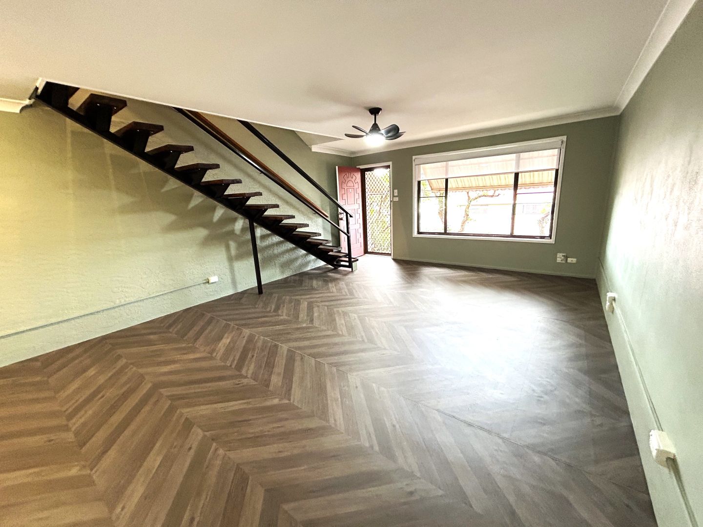 2/48 Carthage St, North Tamworth NSW 2340 - Townhouse For Rent | Domain