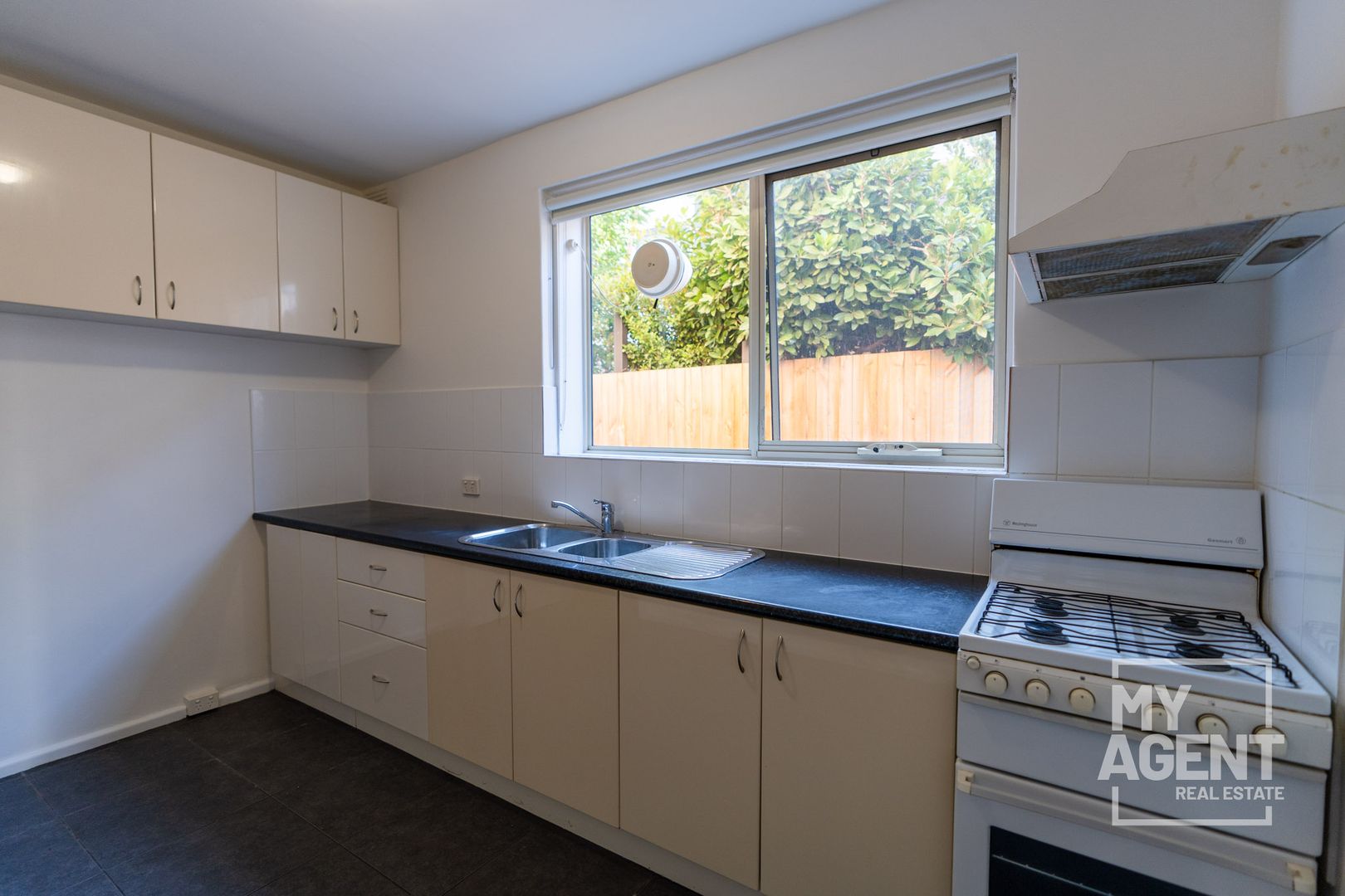 8/48 Chomley St, Prahran VIC 3181 - Apartment For Rent | Domain