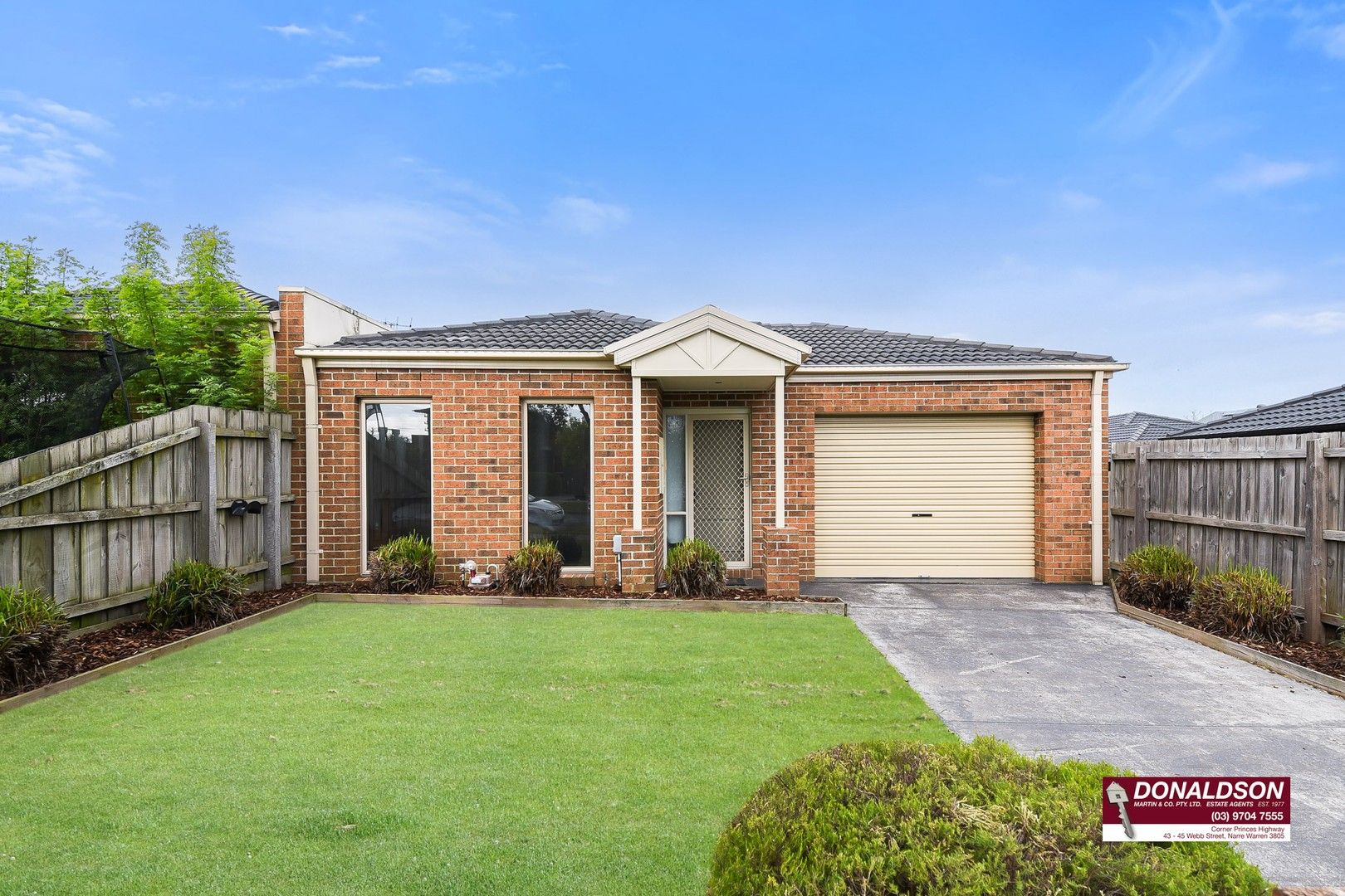 Sold 2B Henry Street, Pakenham VIC 3810 on 26 Sep 2022 - 2018081097 ...