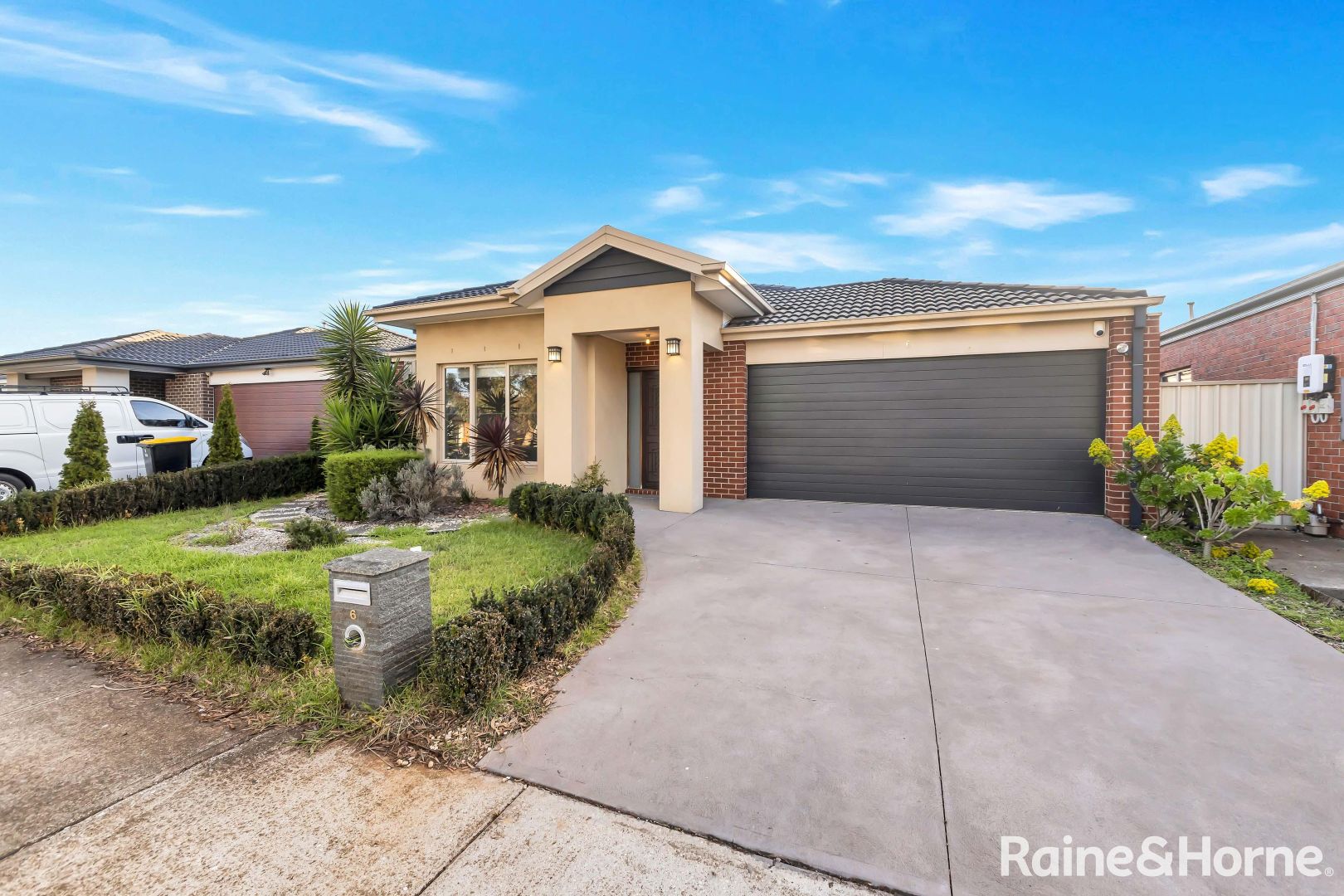 6 Robyn Street, Brookfield VIC 3338 - House For Rent - $480 | Domain