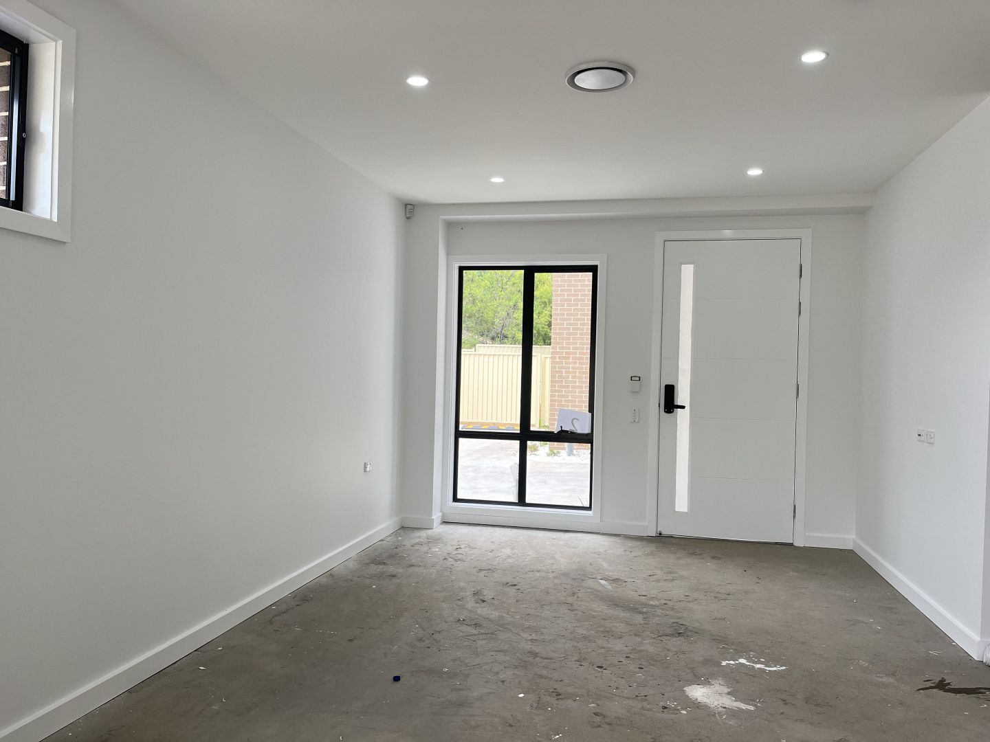 TH2/528-530 GREAT WESTERN HIGHWAY, Pendle Hill NSW 2145 | Domain