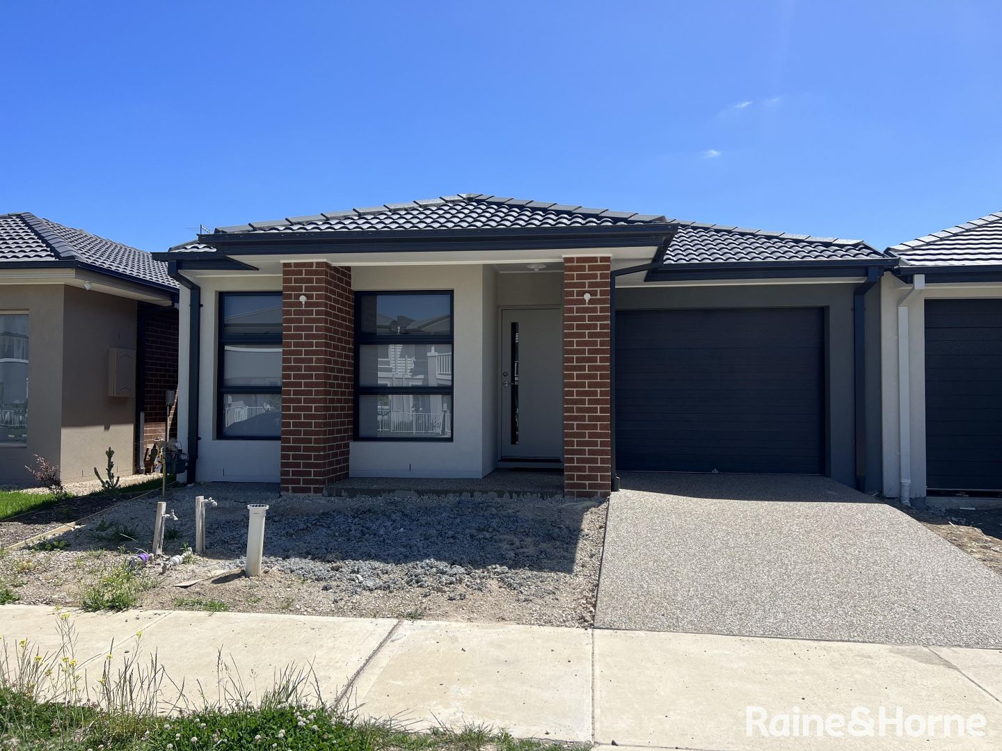 149 Carnival Boulevard, Berwick VIC 3806 - House For Rent - $550 | Domain