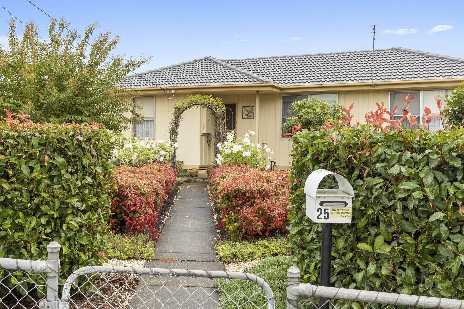 Sold 25 Sinclair Crescent, Seymour VIC 3660 on 18 Jun 2023 - 2018516596 ...