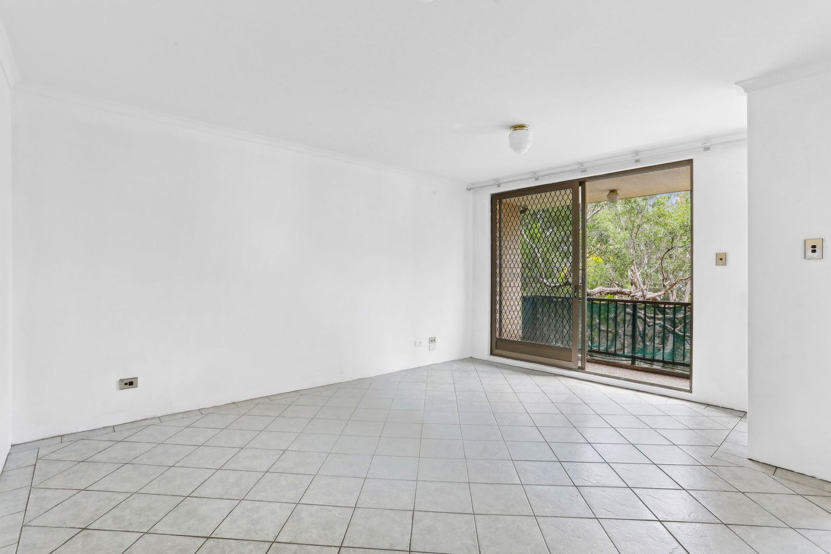 2/4 Goodlet Street, Surry Hills NSW 2010 - Apartment For Rent | Domain