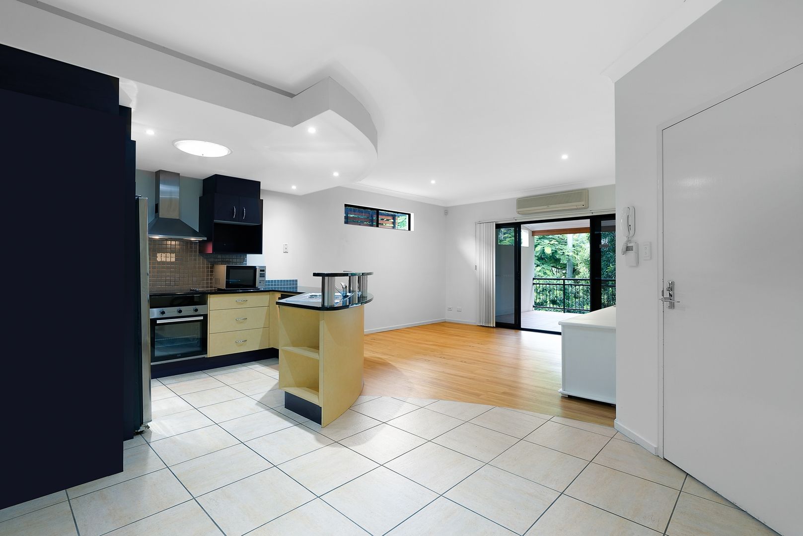 Sold 6/19 Depper Street, St Lucia QLD 4067 on 19 Apr 2024 - 2019153262 ...