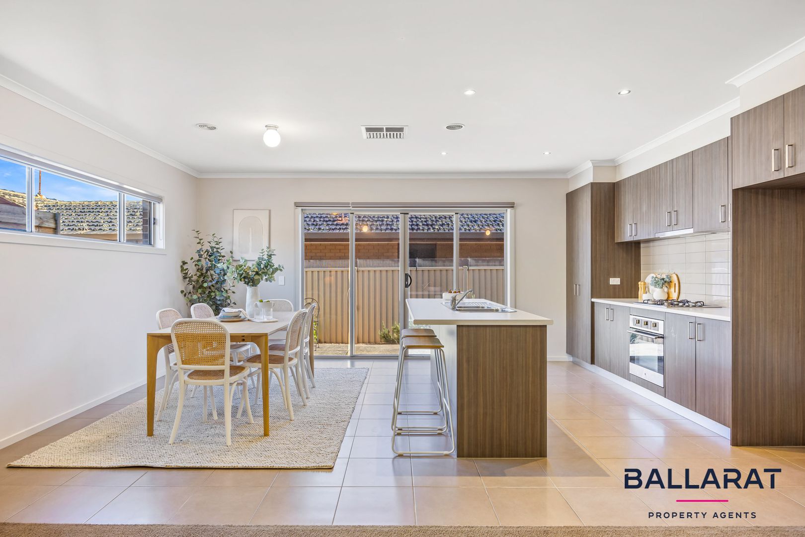 2/714 Gregory St, Soldiers Hill VIC 3350 - Townhouse For Rent | Domain