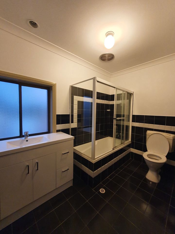 2/27 Bridge Street, Coniston NSW 2500 - Apartment For Rent | Domain