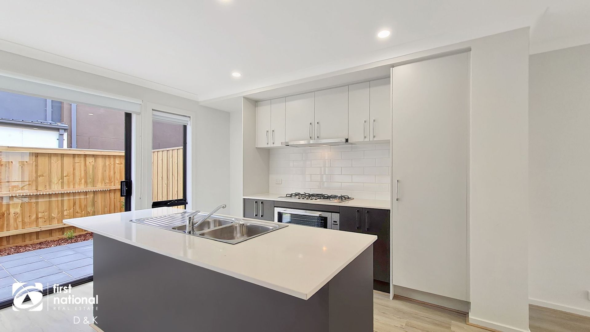 11 Pisa St, Fraser Rise VIC 3336 - Townhouse For Rent | Domain