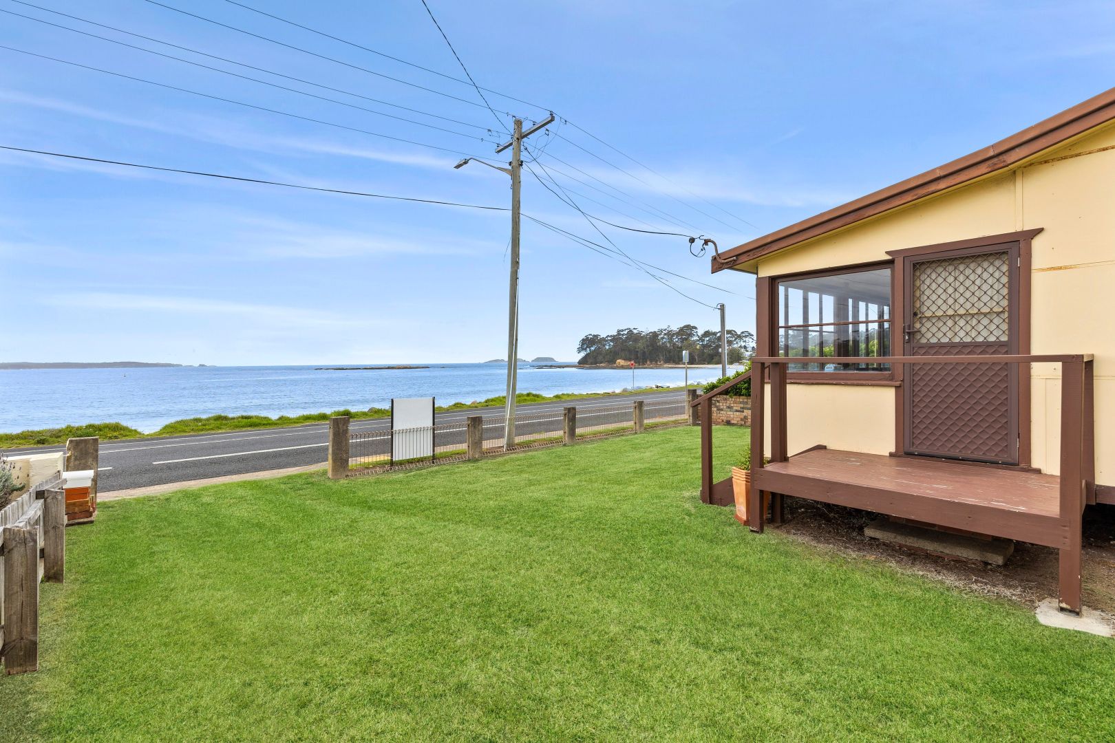 370 Beach Road, Batehaven NSW 2536 | Domain