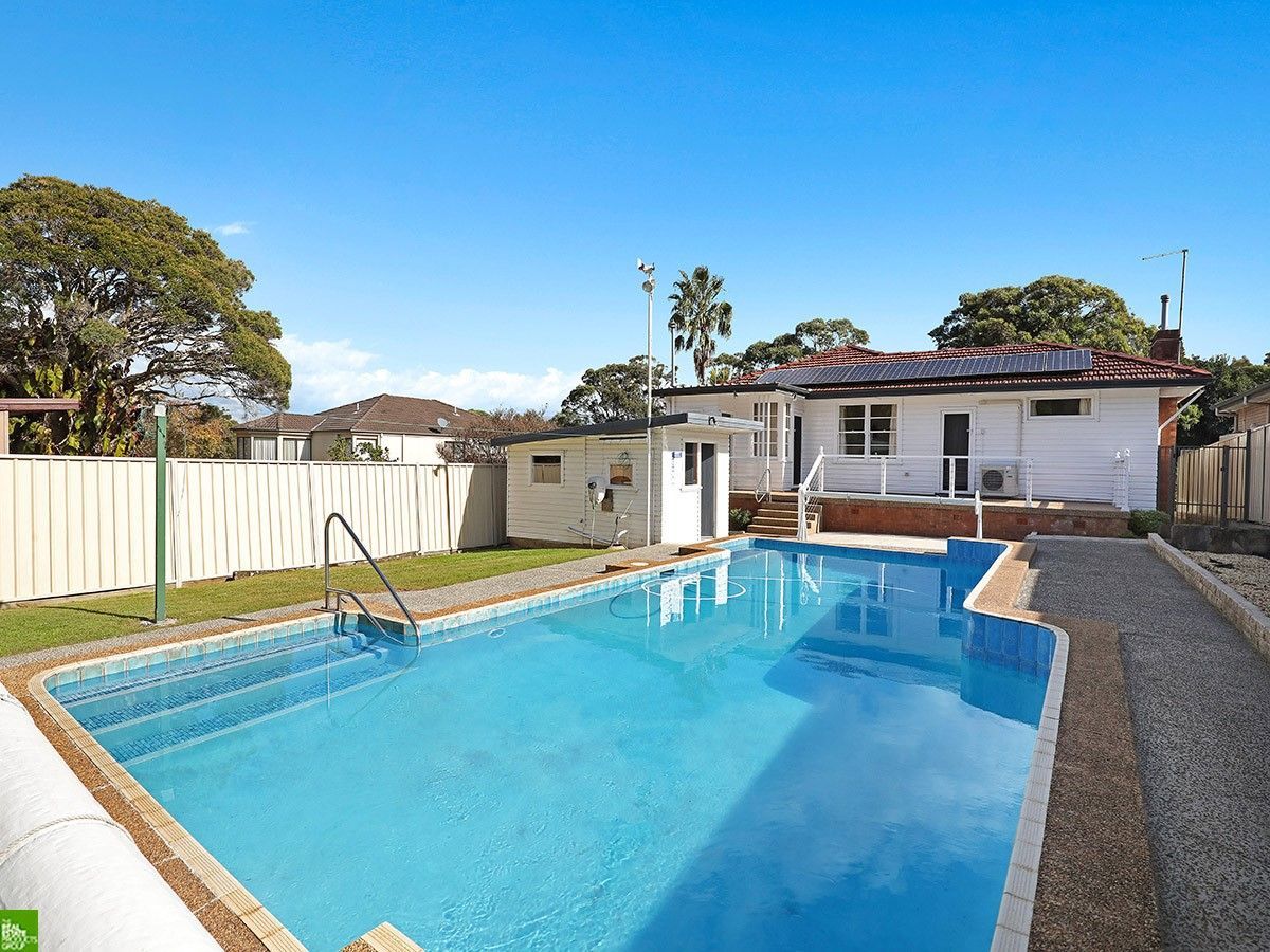 11 Phillips Crescent, Mangerton NSW 2500 - House For Rent | Domain